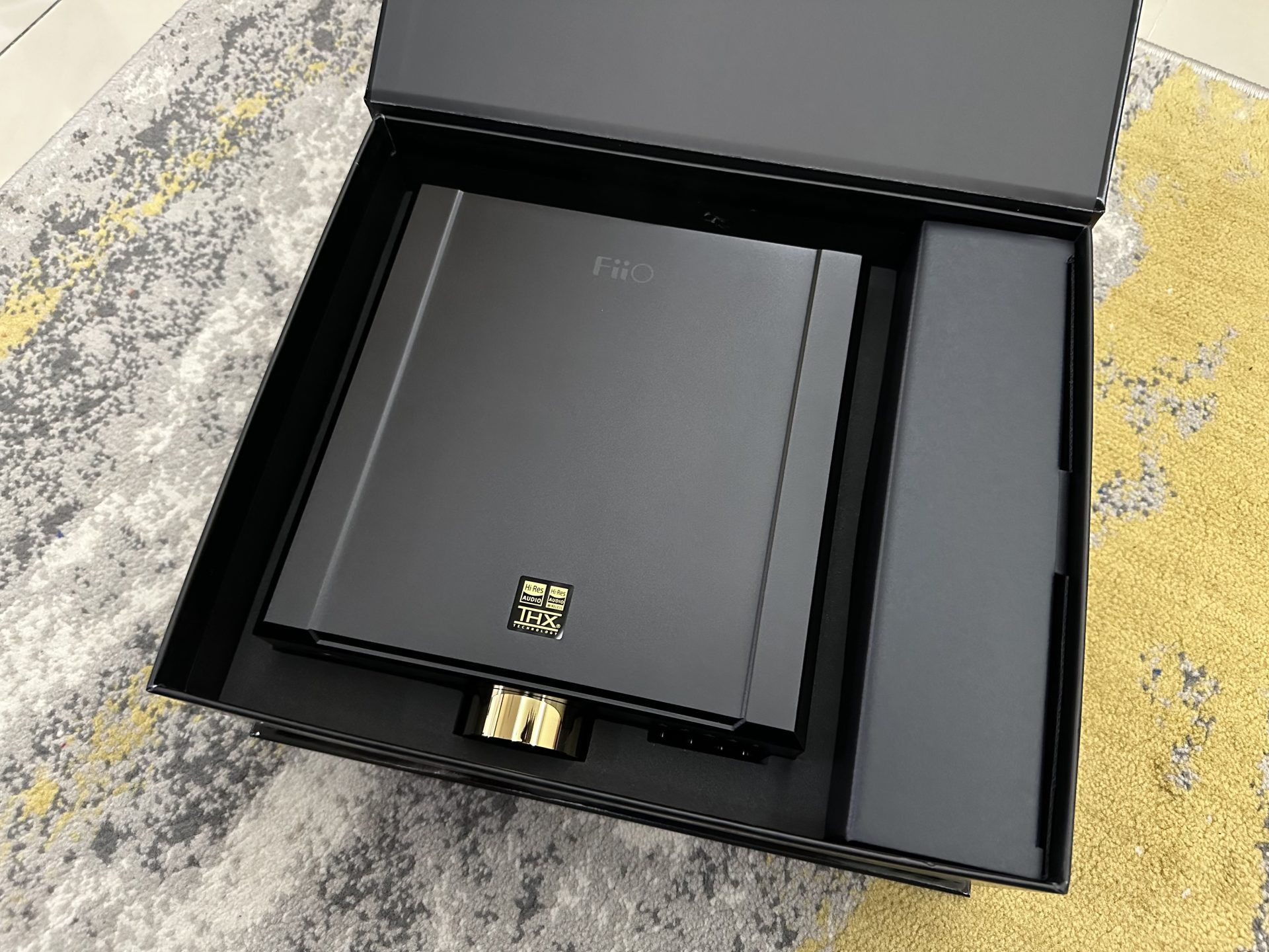 FiiO K9 Pro ESS DAC and Headphone Amp Review - av2day.com